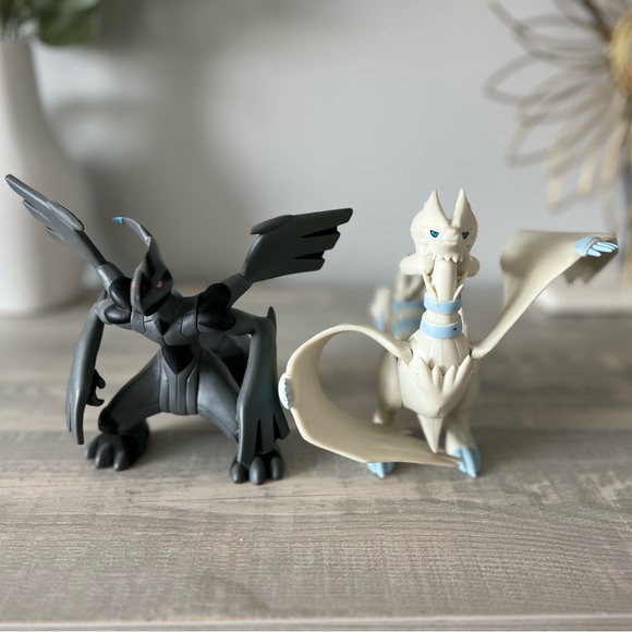 Pokemon | Toys | Jakks Pokemon Black White Deluxe Set Zekrom Reshiram 5 ...
